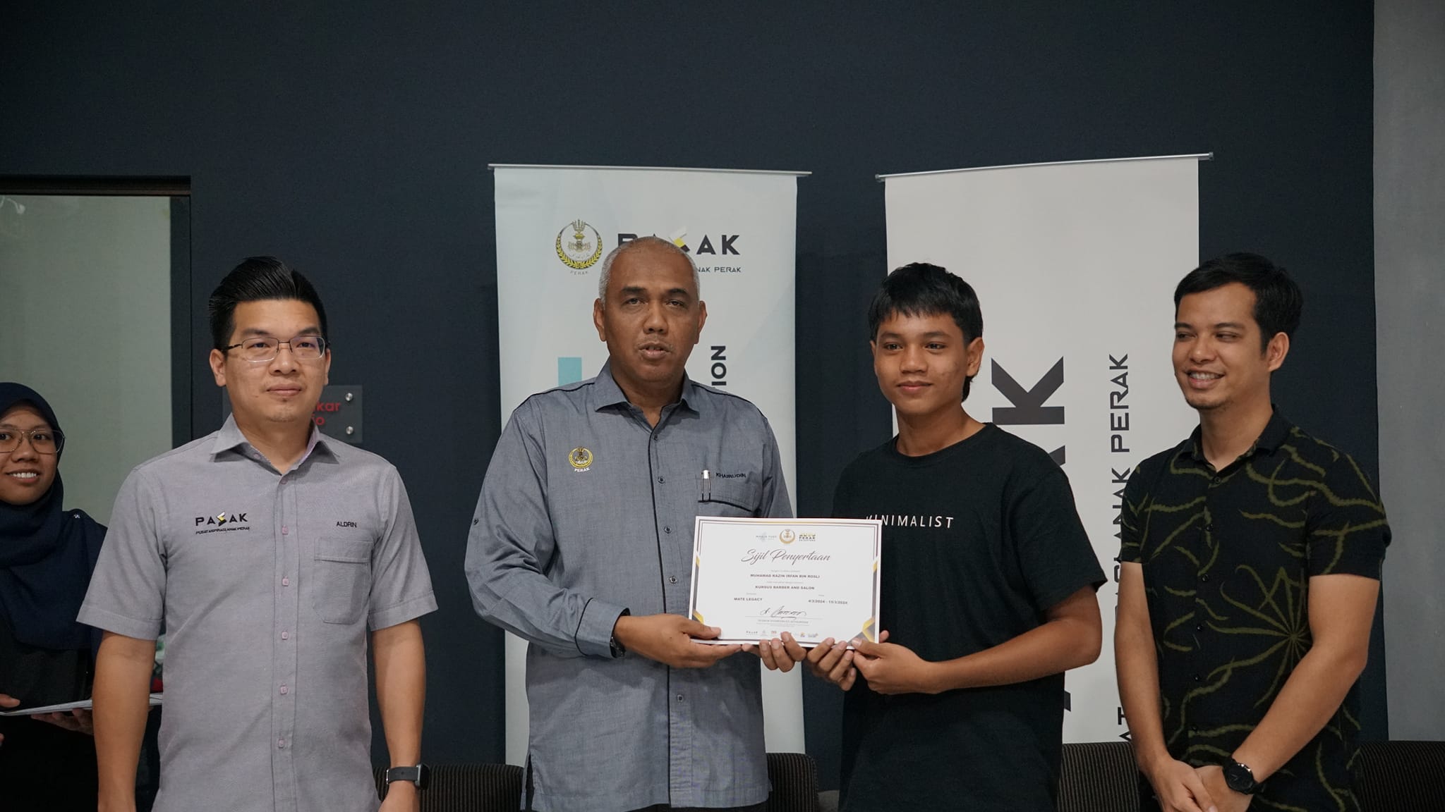 Kursus Barber & Salon - Pusat Aspirasi Anak Perak